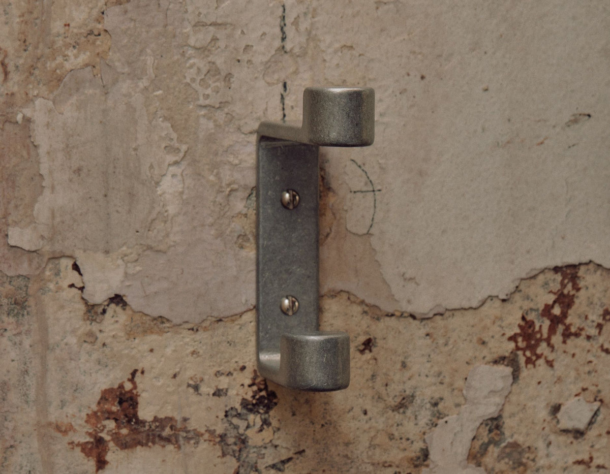 Studio Henry Wilson - Ribbon Hook | Provide